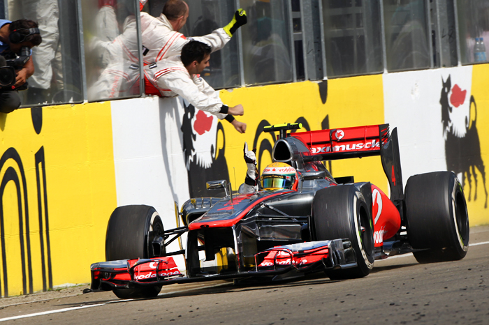 Lewis takes a dominant Hungarian GP win - Introduction | Autocar India