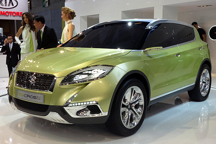 Suzuki S-Cross concept revealed - Introduction | Autocar India