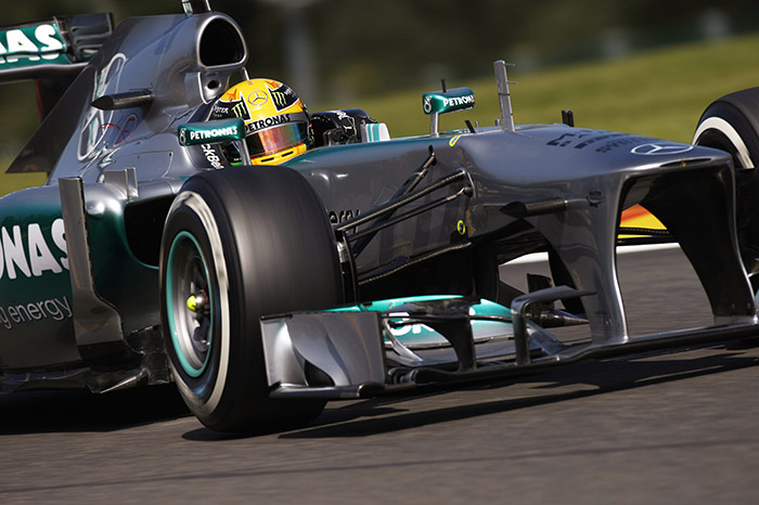 F1: Hamilton on pole at frantic Spa | Autocar India