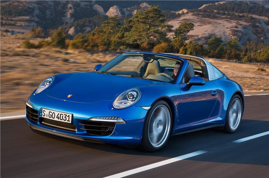 New Porsche 911 Targa unveiled at Detroit Motor Show - Introduction ...