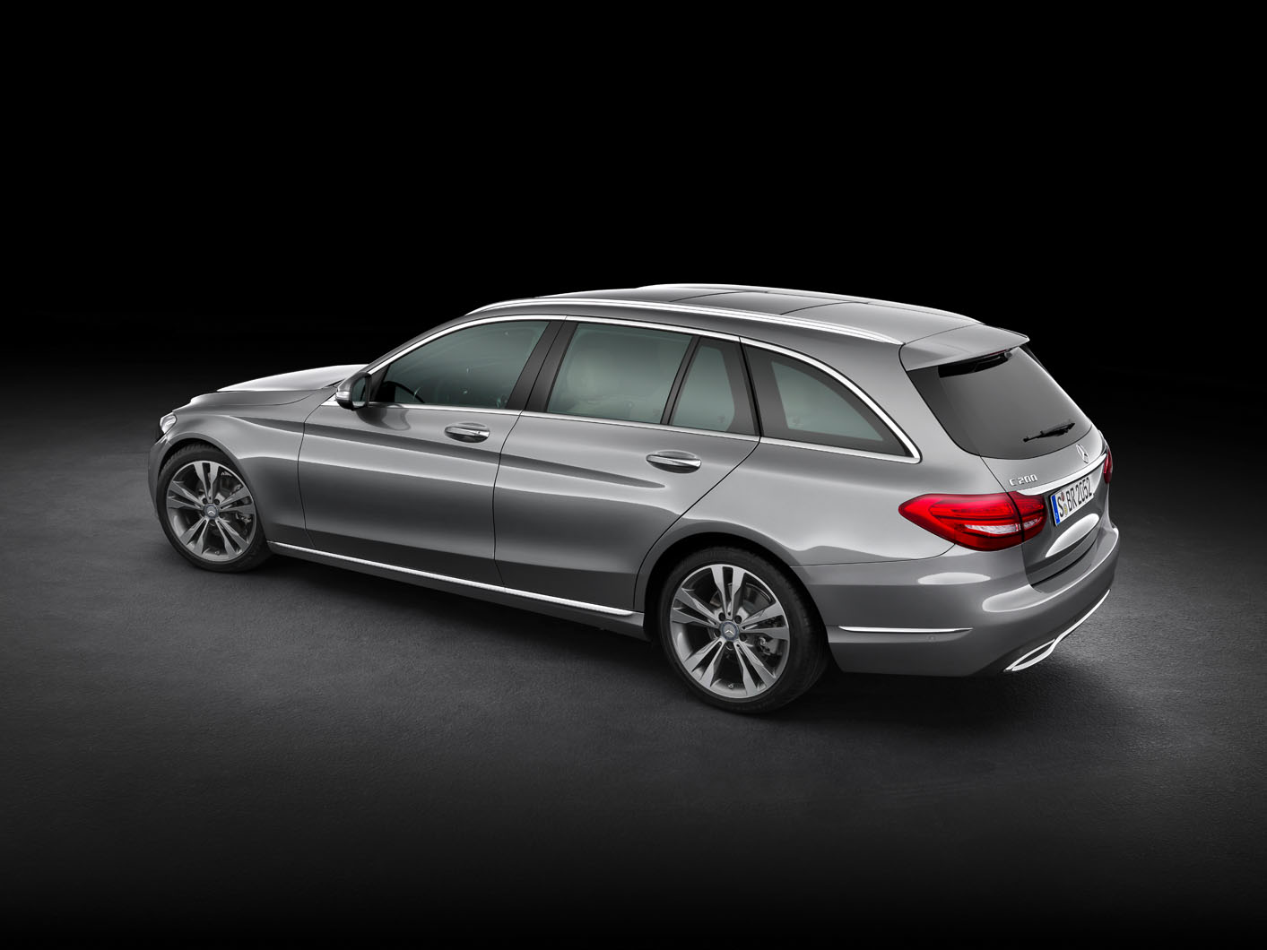New Merc C-class wagon to get 4WD in 2015 | Autocar India