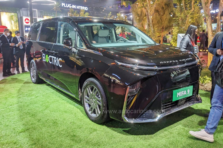 Pravaig Auto Expo: Veer EV SUV for military exterior, interior ...