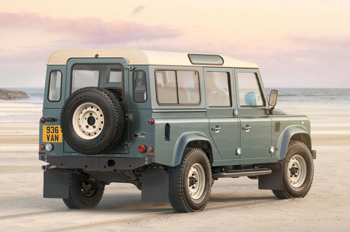 Land Rover Defender car, Defender Classic V8, Bespoke division, special ...