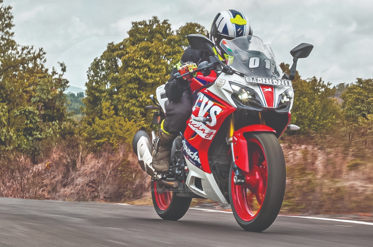 TVS Apache RR310 price, updates, features, colours, winglets ...