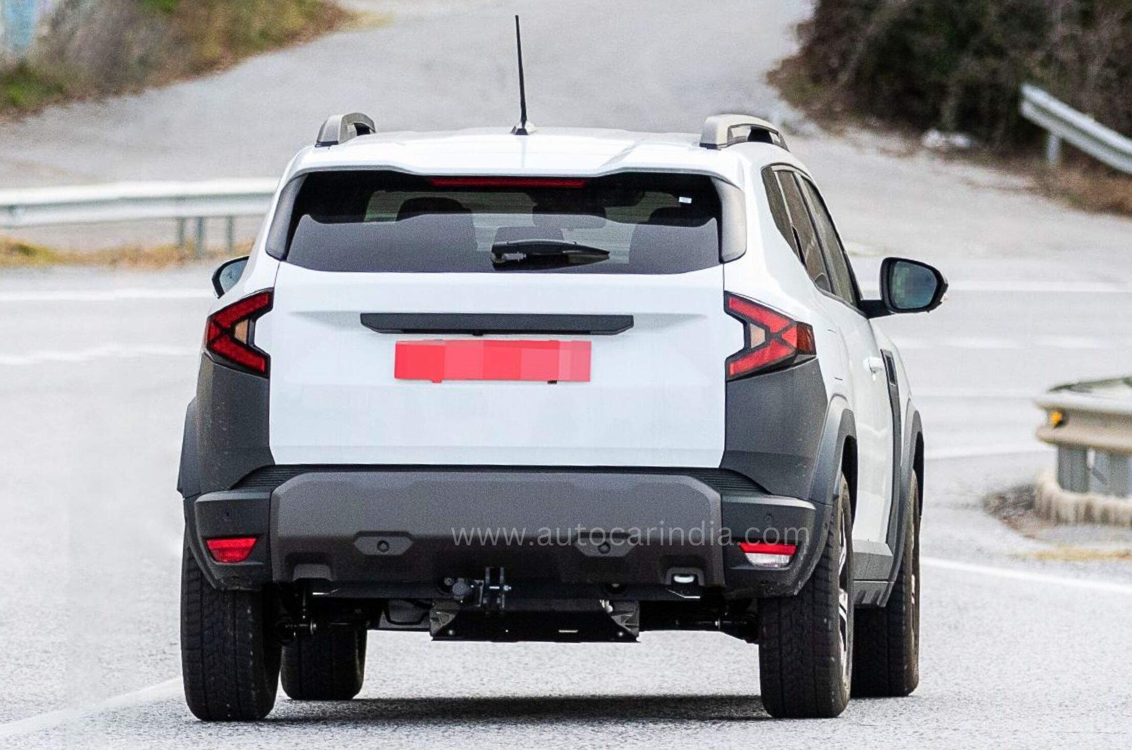 Tata Tiago price Rs 4.99 lakh, new features, Auto Expo 2025 debut ...