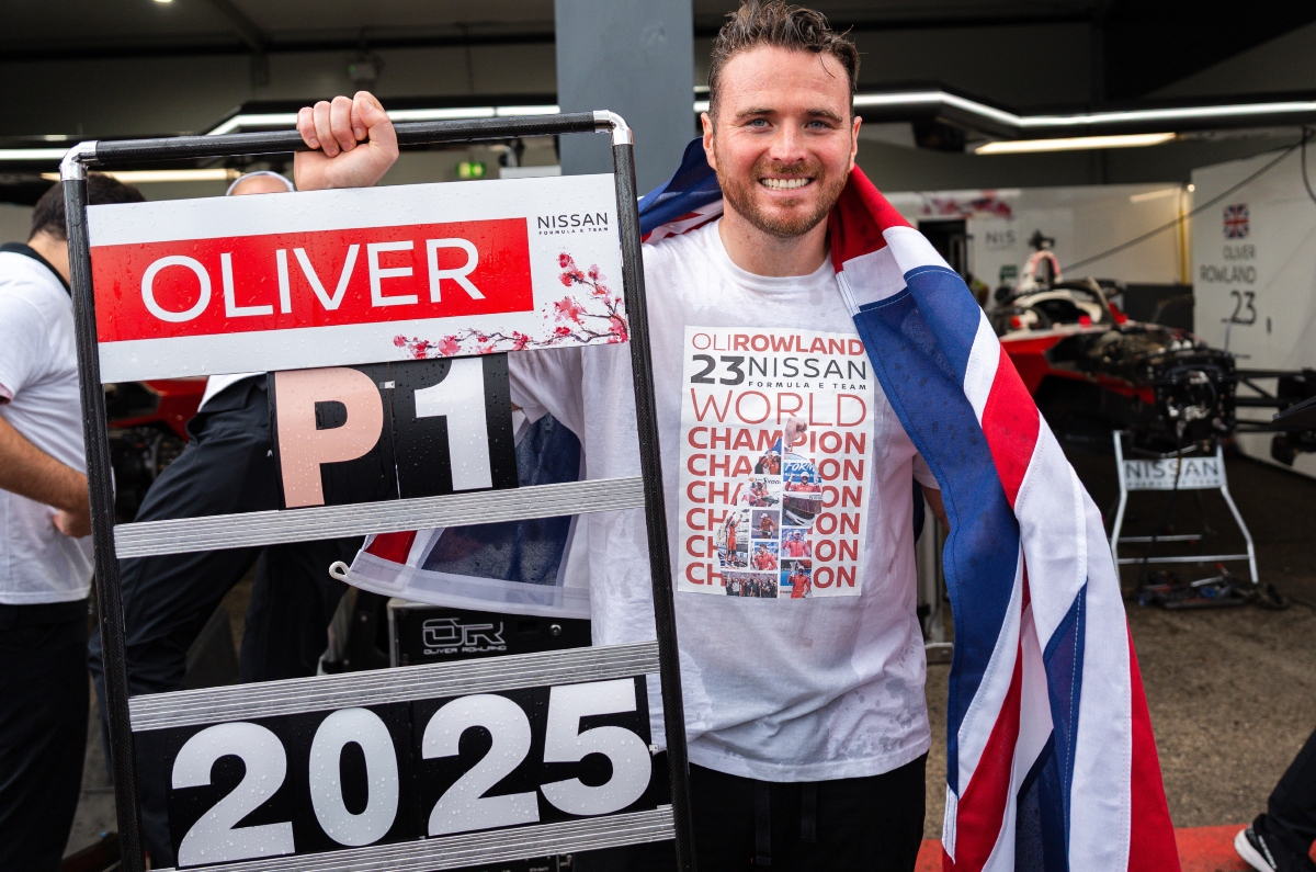 2025 Formula E Berlin E Prix results: Rowland wins title, Mahindra on ...