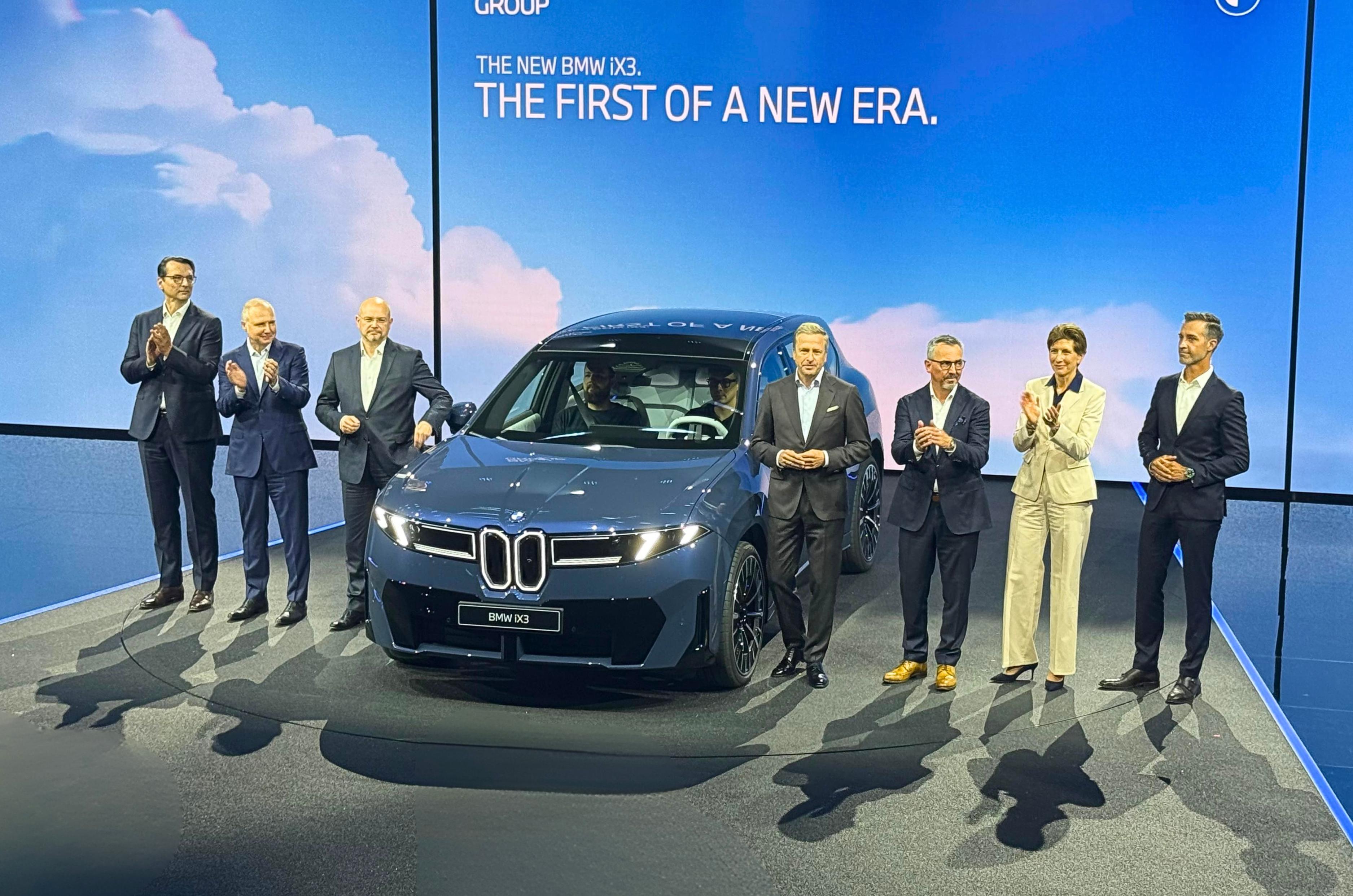 Munich Motor Show: 2025 BMW iX3 revealed as first Neue Klasse EV ...