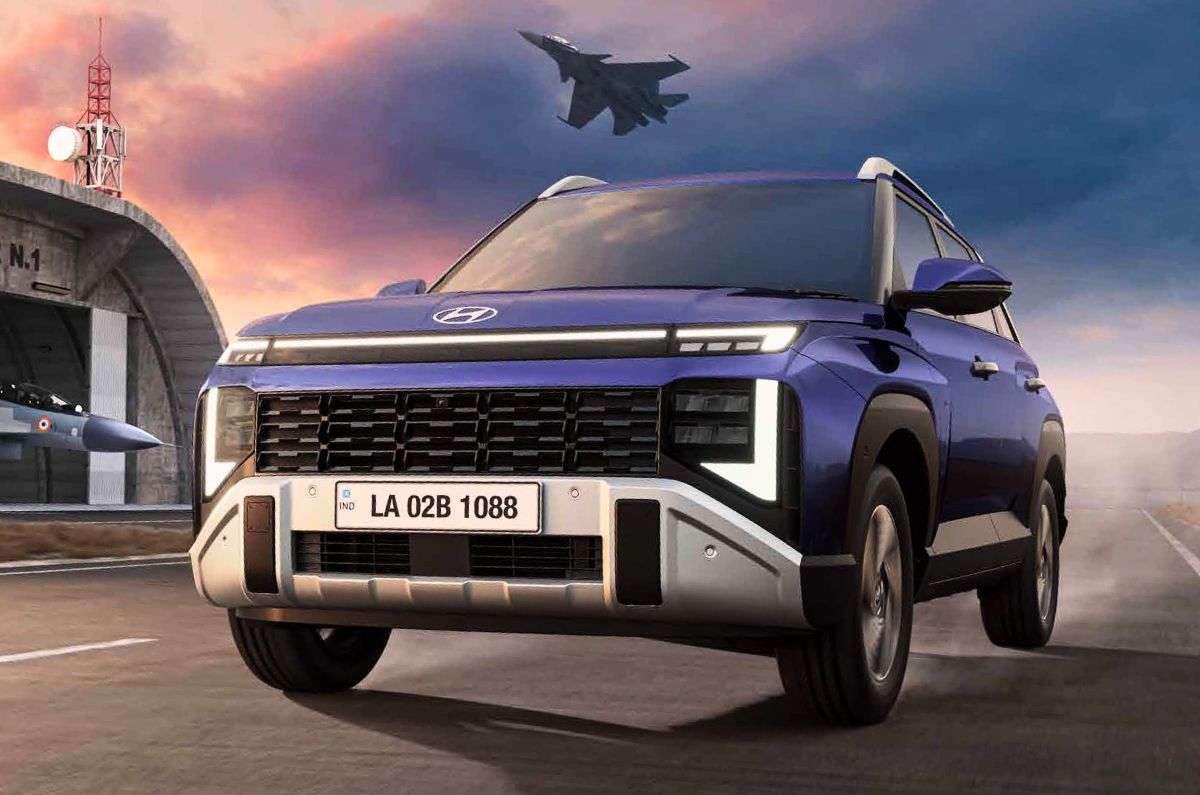 New Hyundai Venue, Venue powertrain, Venue variants, Venue colour ...