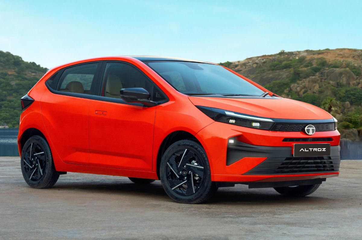 New Hyundai Venue vs N Line: Differences explained - Introduction ...