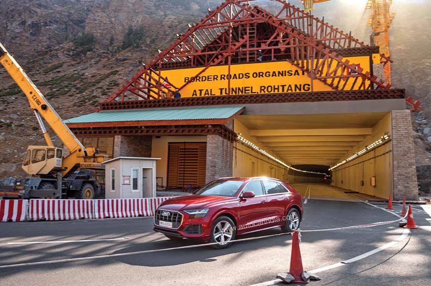 Audi Q8: Atal Tunnel vs Rotang Pass | Autocar India