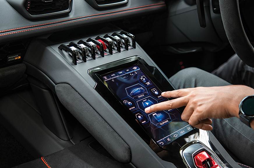 Surface To Air: Lamborghini Huracan in Bhubaneswar | Autocar India