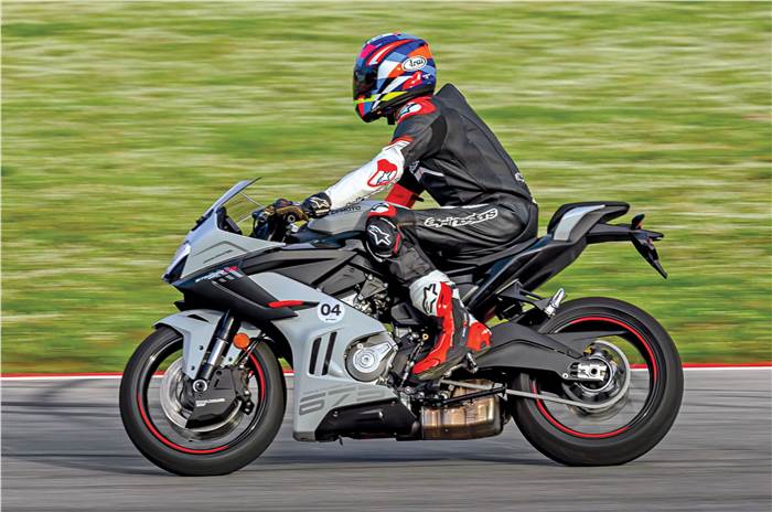 CFMoto 675SR-R track review, 675NK review, price, launch in India ...