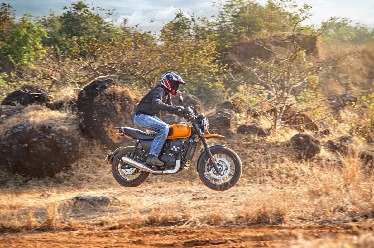 Yezdi Scrambler Price, Images, Reviews and Specs | Autocar India