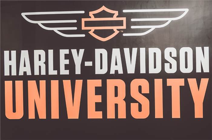 Disassembling and reassembling the Harley-Davidson Milwaukee-Eight engine | Autocar India