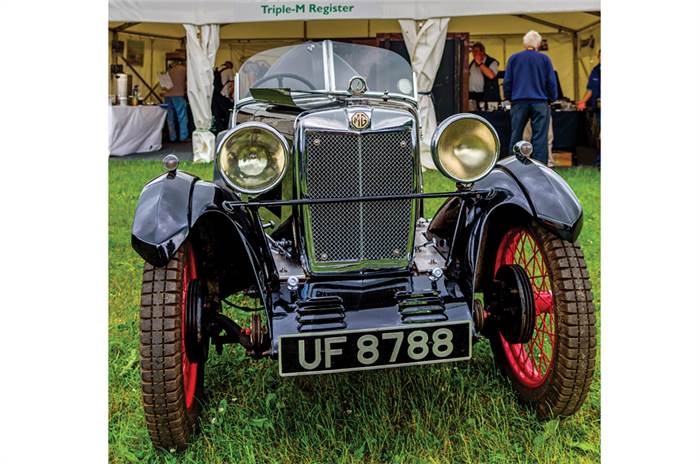 2018 MG Live classic car meet | Autocar India