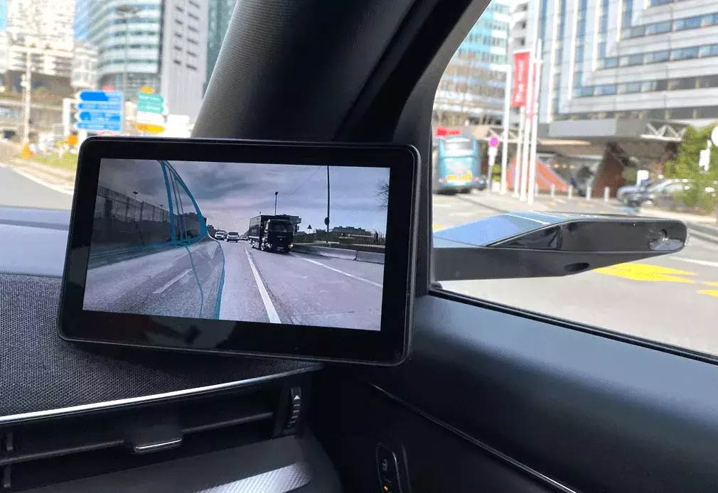 Forvia and CentraleSupélec partner to accelerate research in AI ...