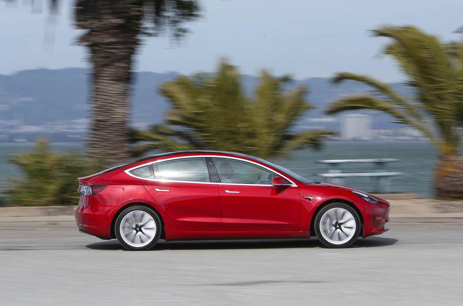 Tesla safety rating labelled 'implausible' in new report | Autocar ...