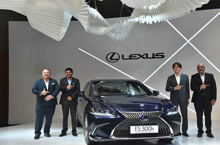 Lexus introduces 7th generation ES 300h hybrid in India | Autocar ...