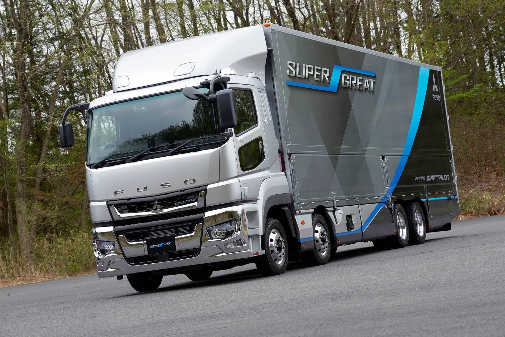 Daimler Trucks launches new Fuso Super Great in Japan | Autocar ...