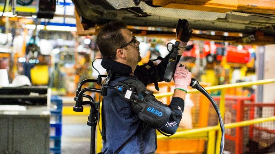 New exoskeleton technology can help reduce worker fatigue or injury ...