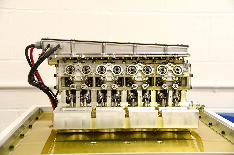 Revolutionary engine valve tech gives petrols the efficiency of diesels ...