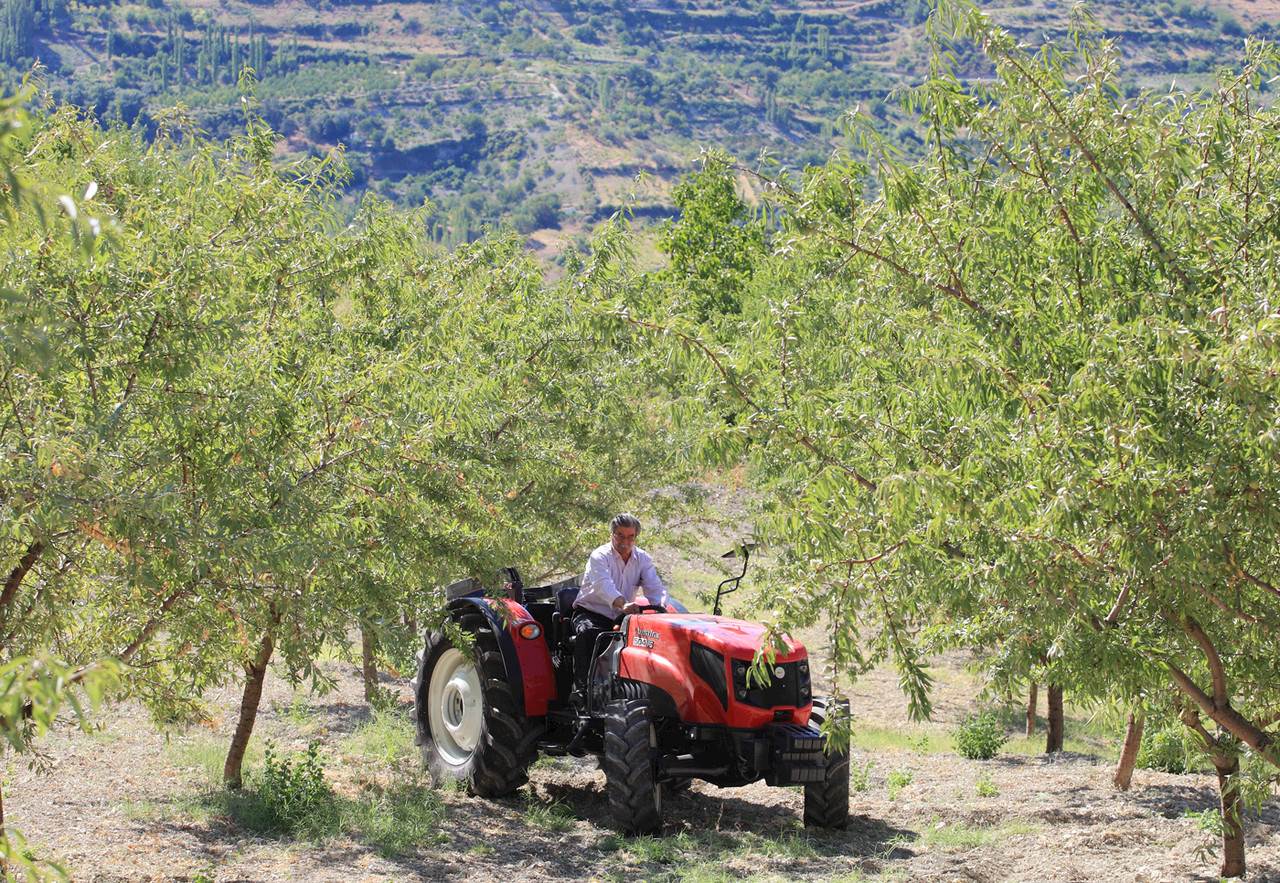 Mahindra & Mahindra acquires Erkunt Traktor of Turkey | Autocar ...