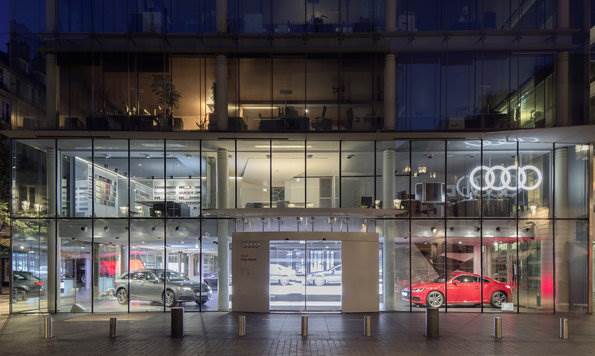 Audi opens new cyberstore in Paris | Autocar Professional
