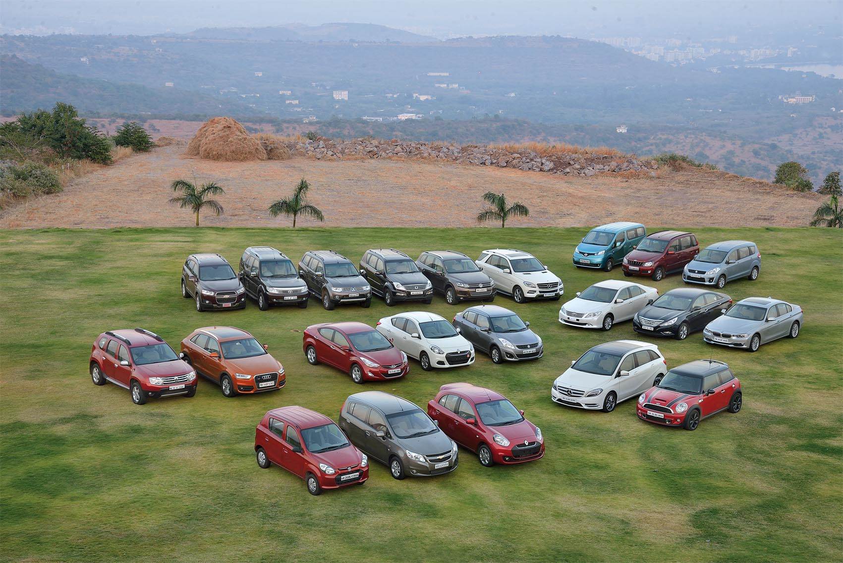 India passenger car sales bounce back in November, but scooters zip ...