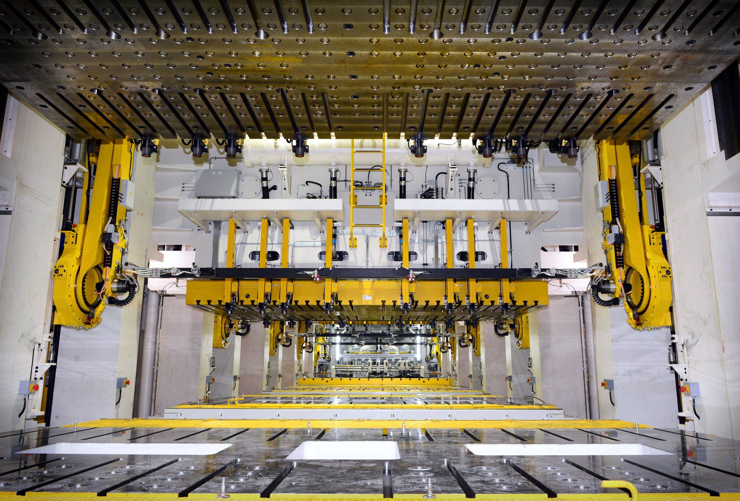 JLR invests Rs 455 crore in new press line at Halewood plant | Autocar ...