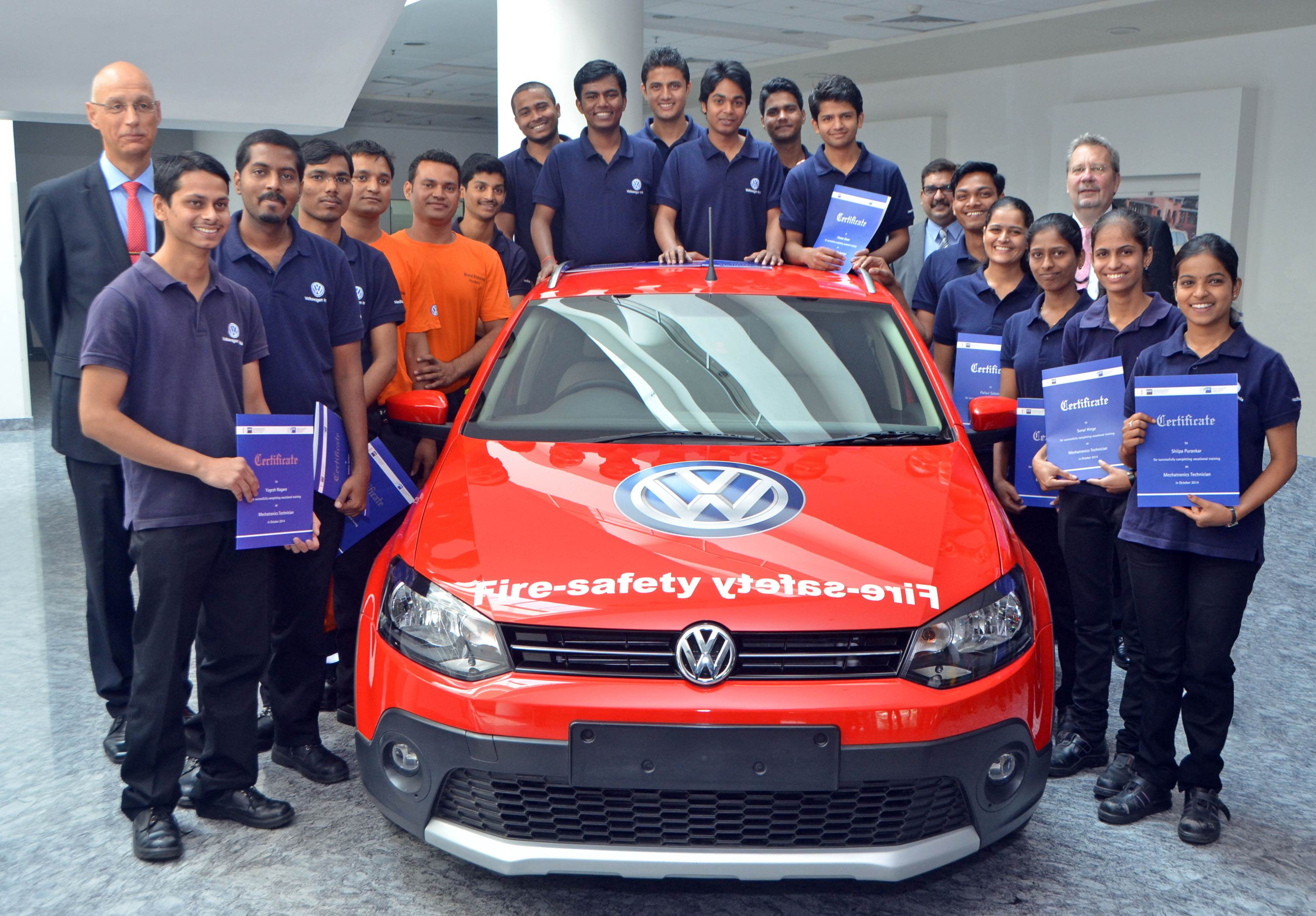 First batch graduates from VW Academy’s mechatronics course | Autocar ...