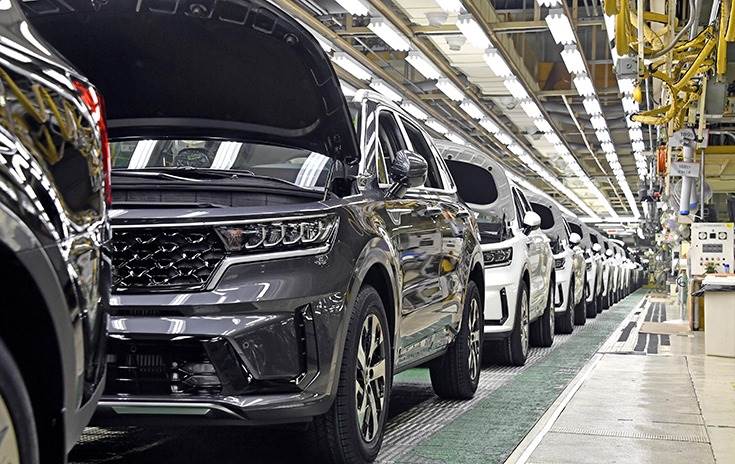 Kia's global flagship SUV goes hybrid | Autocar Professional