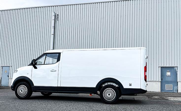 Cenntro unveils two new electric CVs at IAA Transportation | Autocar ...