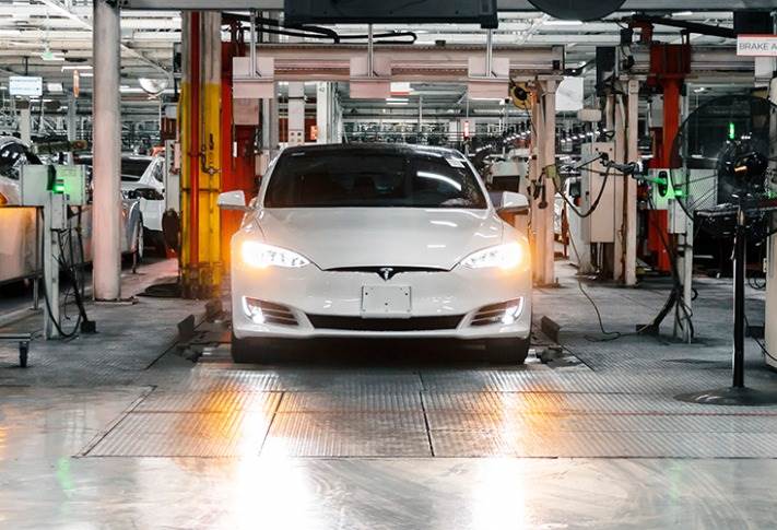 Tesla Model S Long Range Plus can go farther than any other EV on the ...