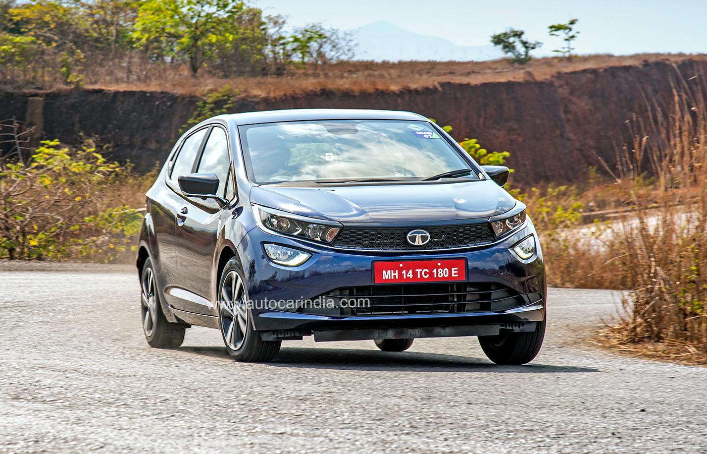 Altroz iCNG quick review | Autocar India