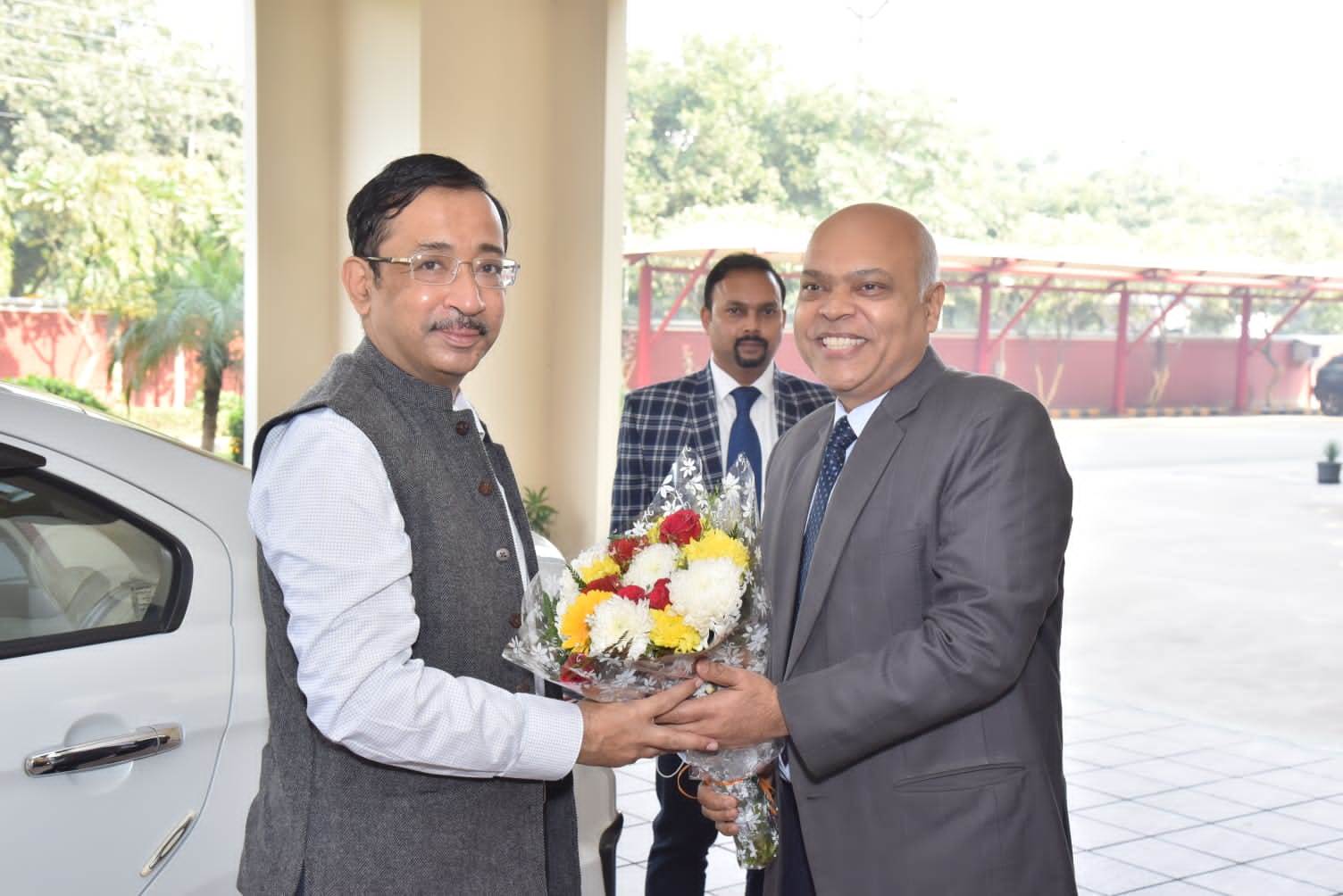 High level Ministry of Heavy Industries officials visit ICAT's Manesar facility | Autocar ...