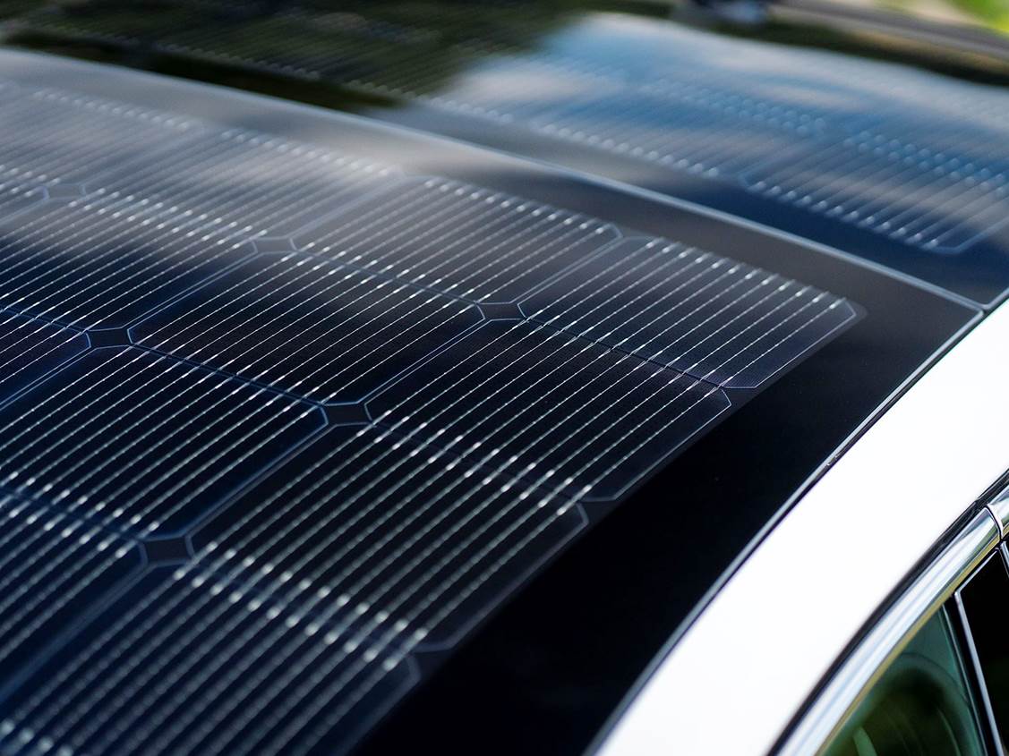 Solar roof gives 1,150km more range a year to Genesis G80 EV | Autocar Professional