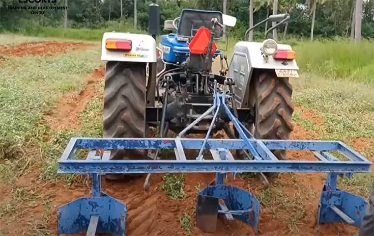 Escorts Kubota targets Rs 22,500 crore revenue by FY2028, eyes No. 2 ...