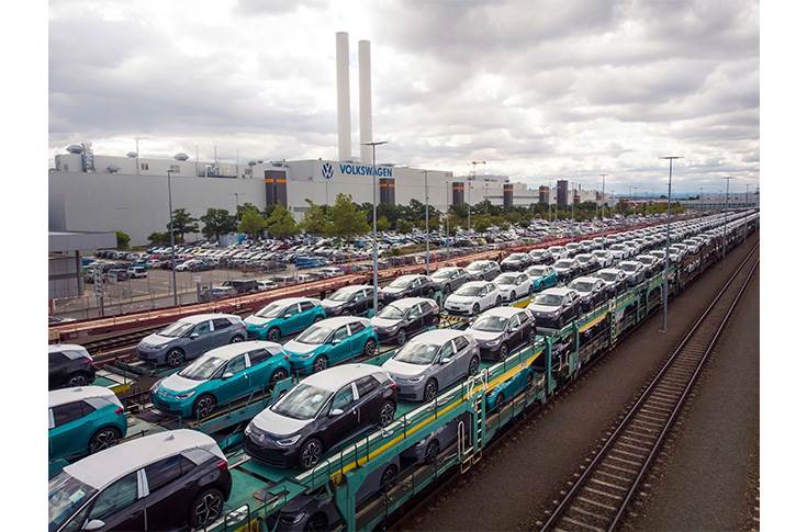 Volkswagen aims for all rail transport of materials and vehicles inside ...