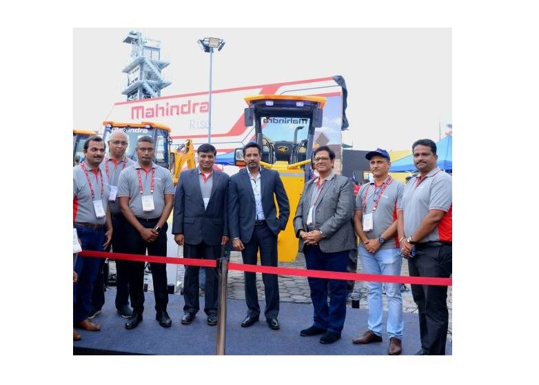 Mahindra’s new motor grader targets small contractors | Autocar ...