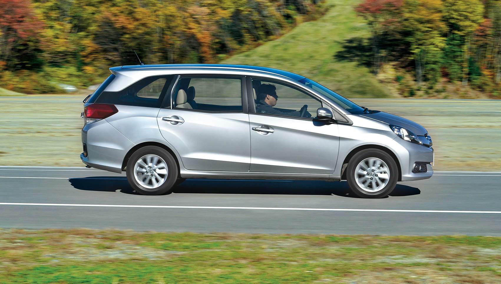 Honda Mobilio to be made at Greater Noida plant, new Jazz at Tapukara ...