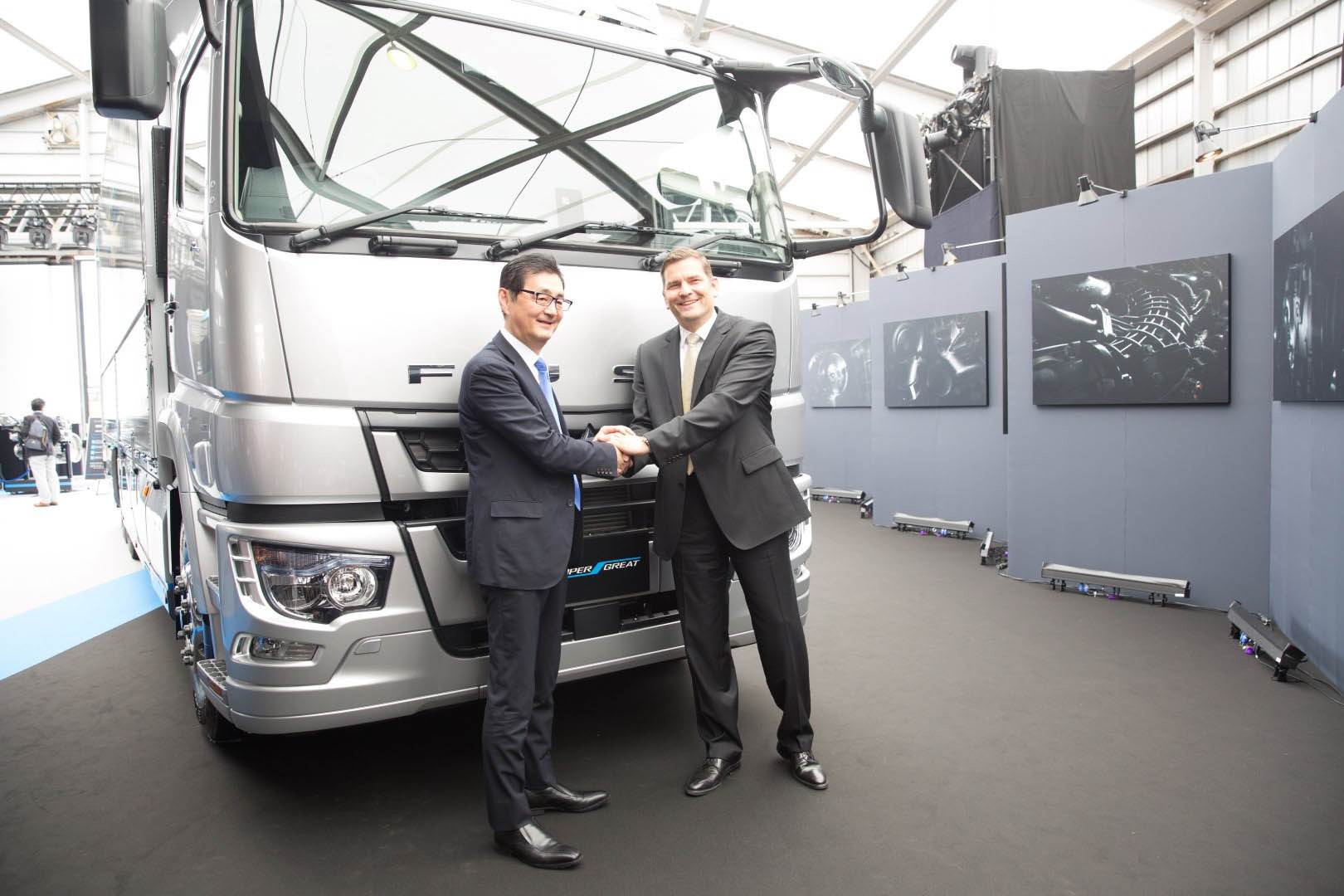 Daimler Trucks launches new Fuso Super Great in Japan | Autocar ...