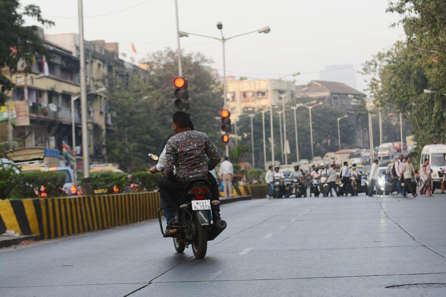 Nearly 80% of two-wheeler riders in India not conversant with road ...