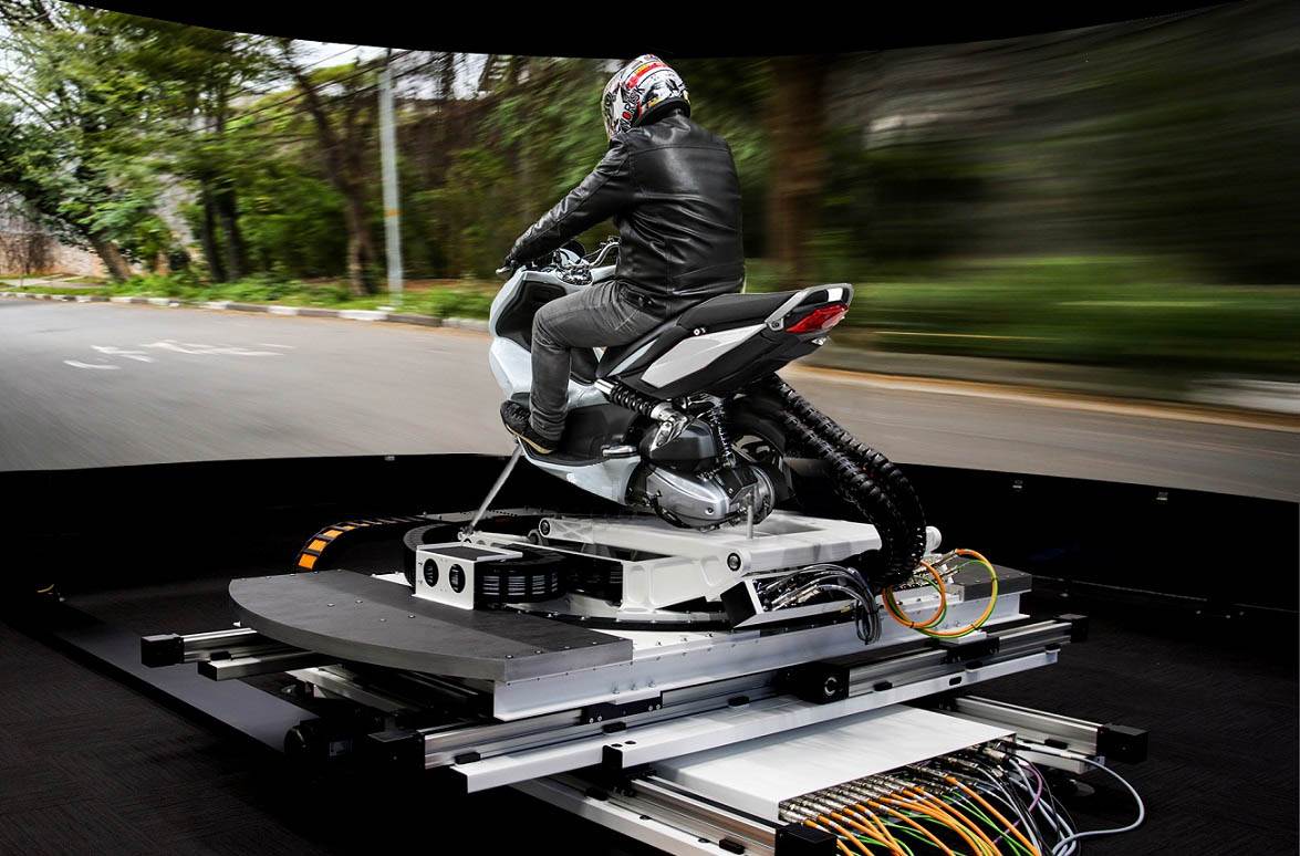 Ground-breaking dynamics grade motorcycle simulator enables Driver-In ...