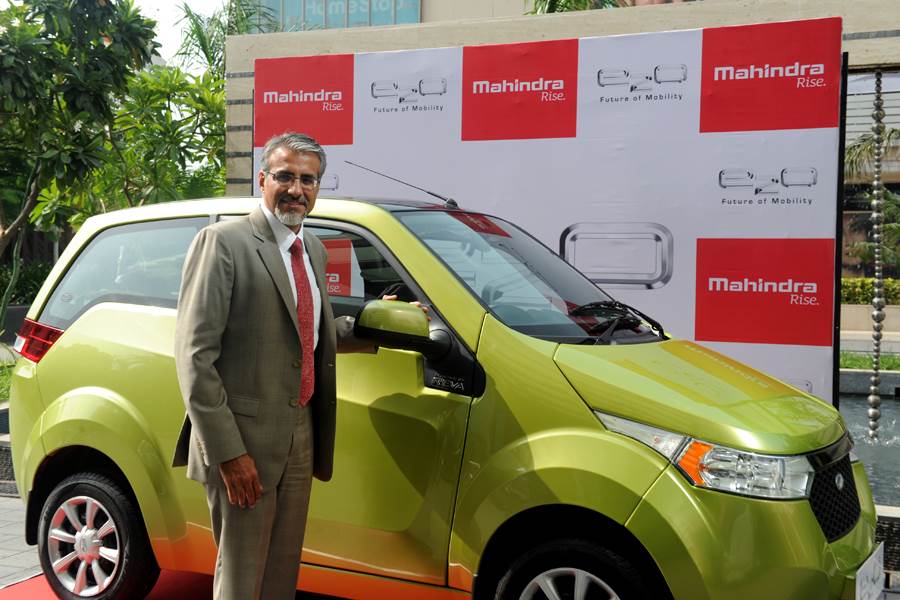 Mahindra Reva launches premium e2o with 120km range and EPS | Autocar ...