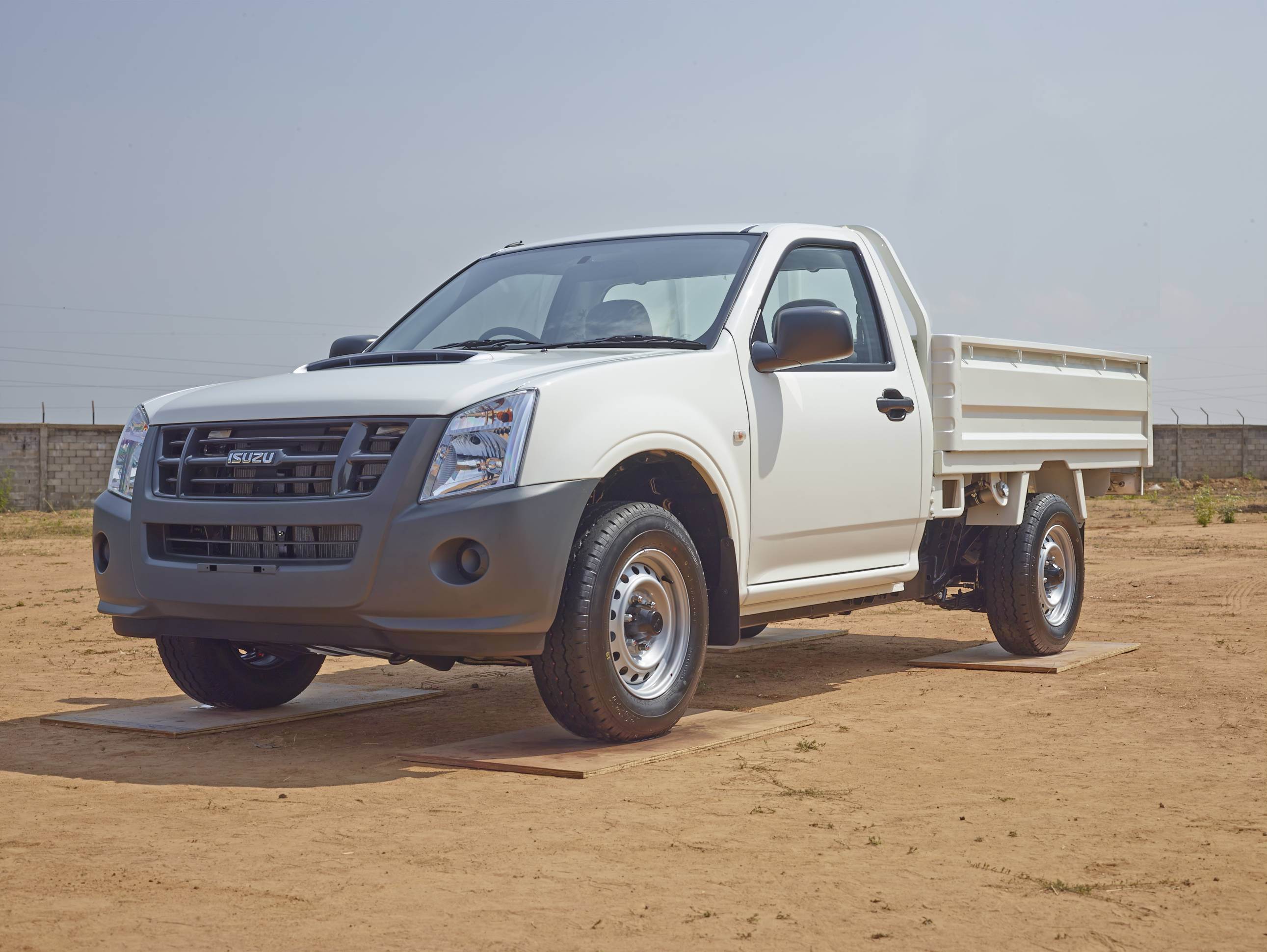 Isuzu Motors India ropes in 30 suppliers in localisation drive ...