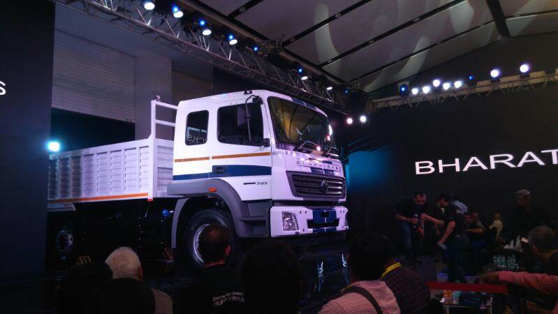Daimler India CV reveals new BharatBenz heavy-duty truck range ...