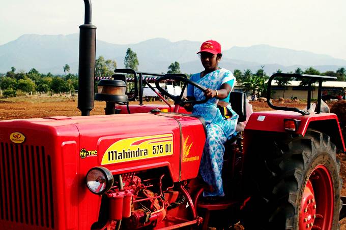 Tractor owners’ key problems are tyre quality, service timing, says ...