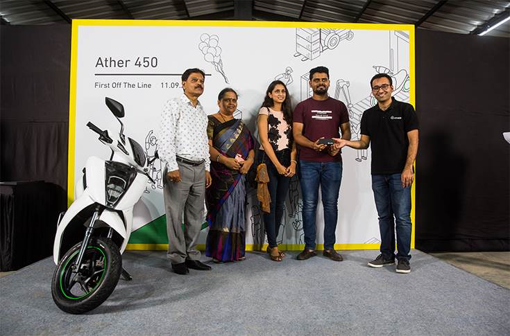 Ather Energy delivers its first scooter in Bangalore | Autocar Professional