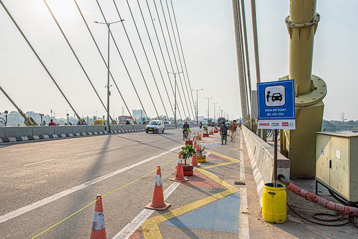 First-ever Tactical Urbanism Trial on a bridge in India conducted in ...